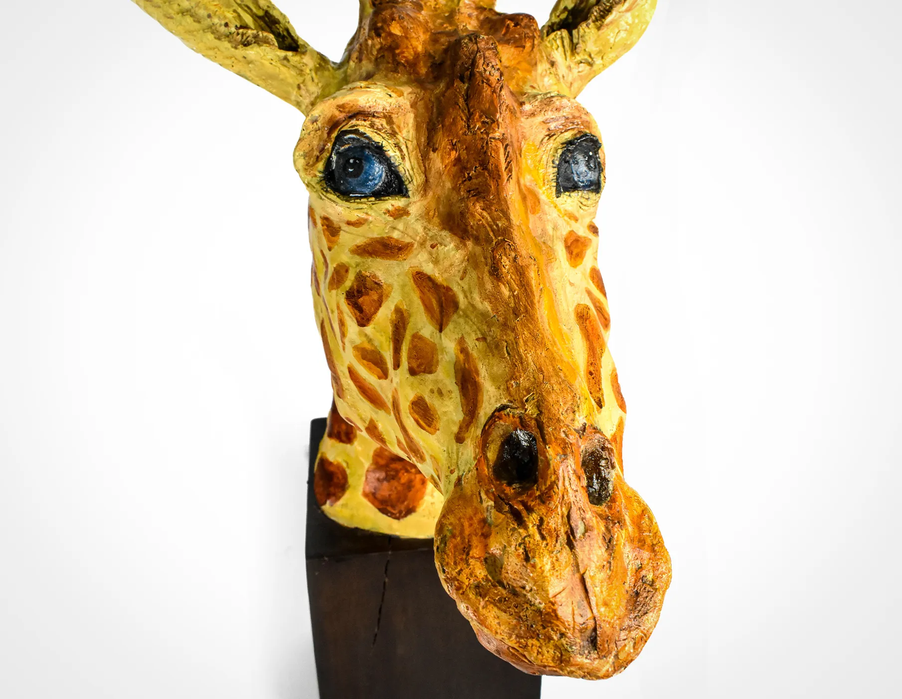 The Majestic Sentinel: A Symbol of Strength and Watchful Presence